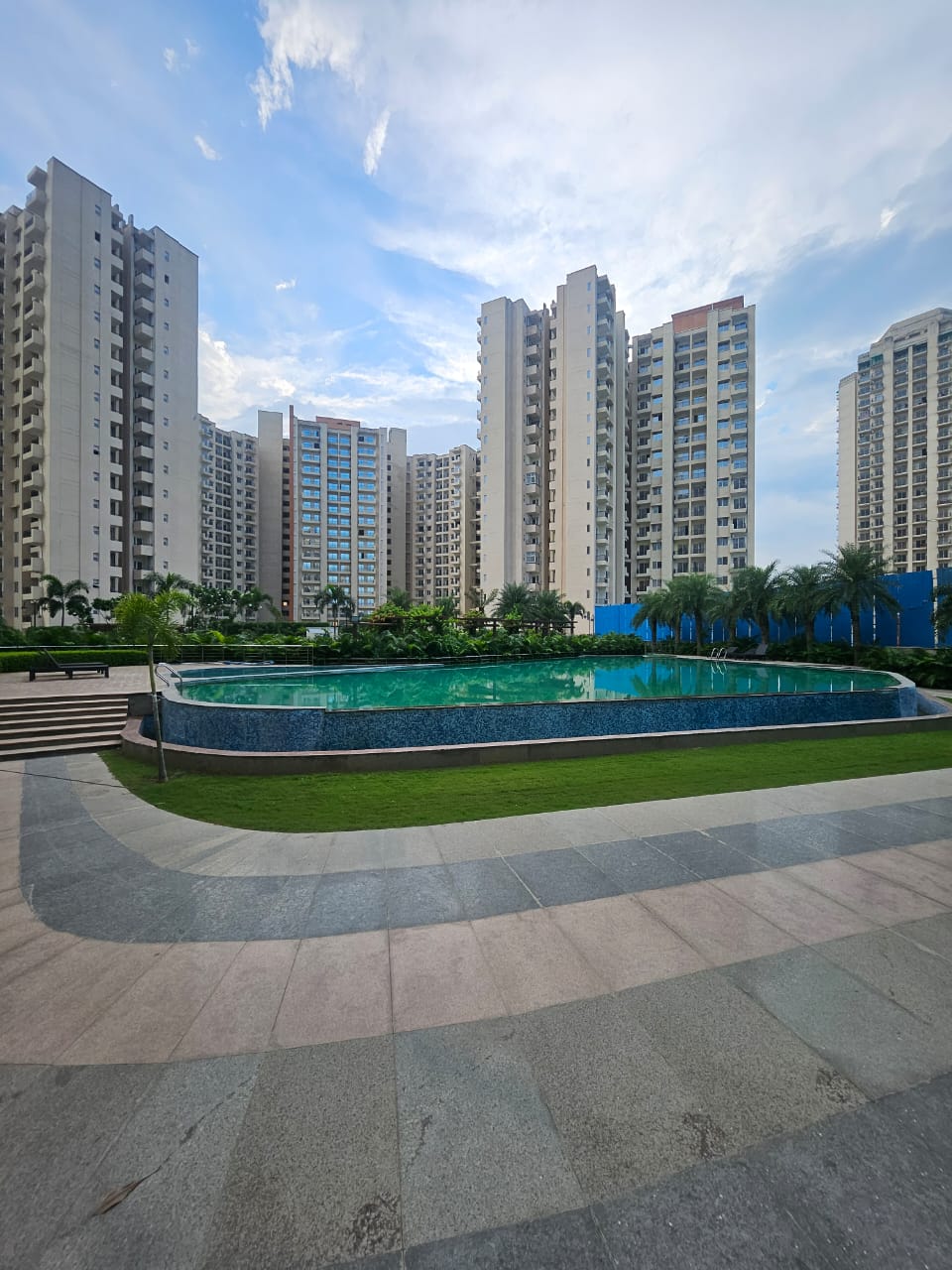 Oasis Grandstand - Direct Realtors